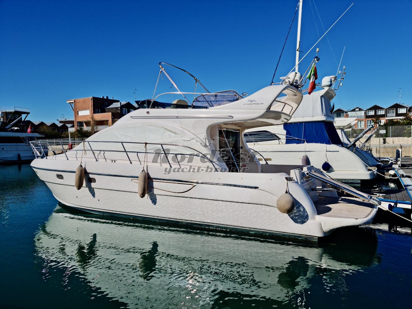 Intermare 42 Fly del 2001, 2x440 Yanmar, in vendita e visibile in ...
