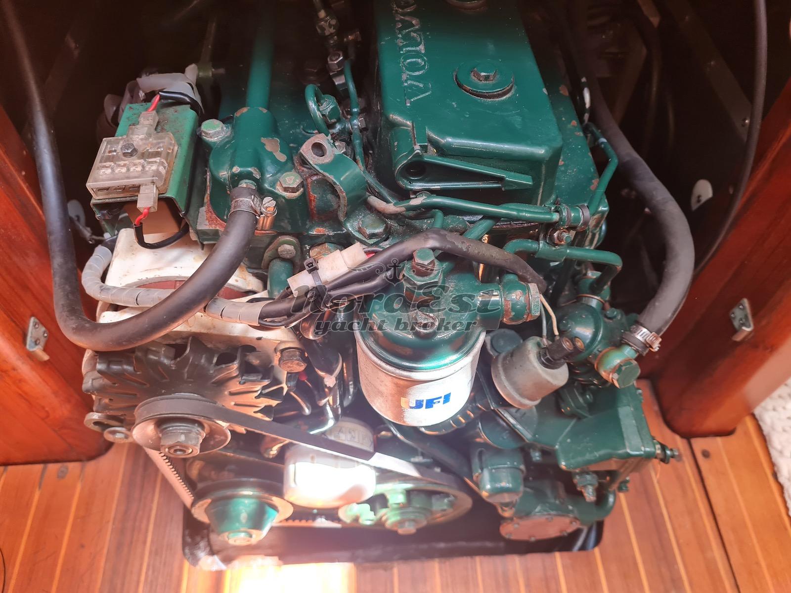 Comar Comet 420 CL del 1989, 1x44 Volvo Penta, in vendita e visibile in ...